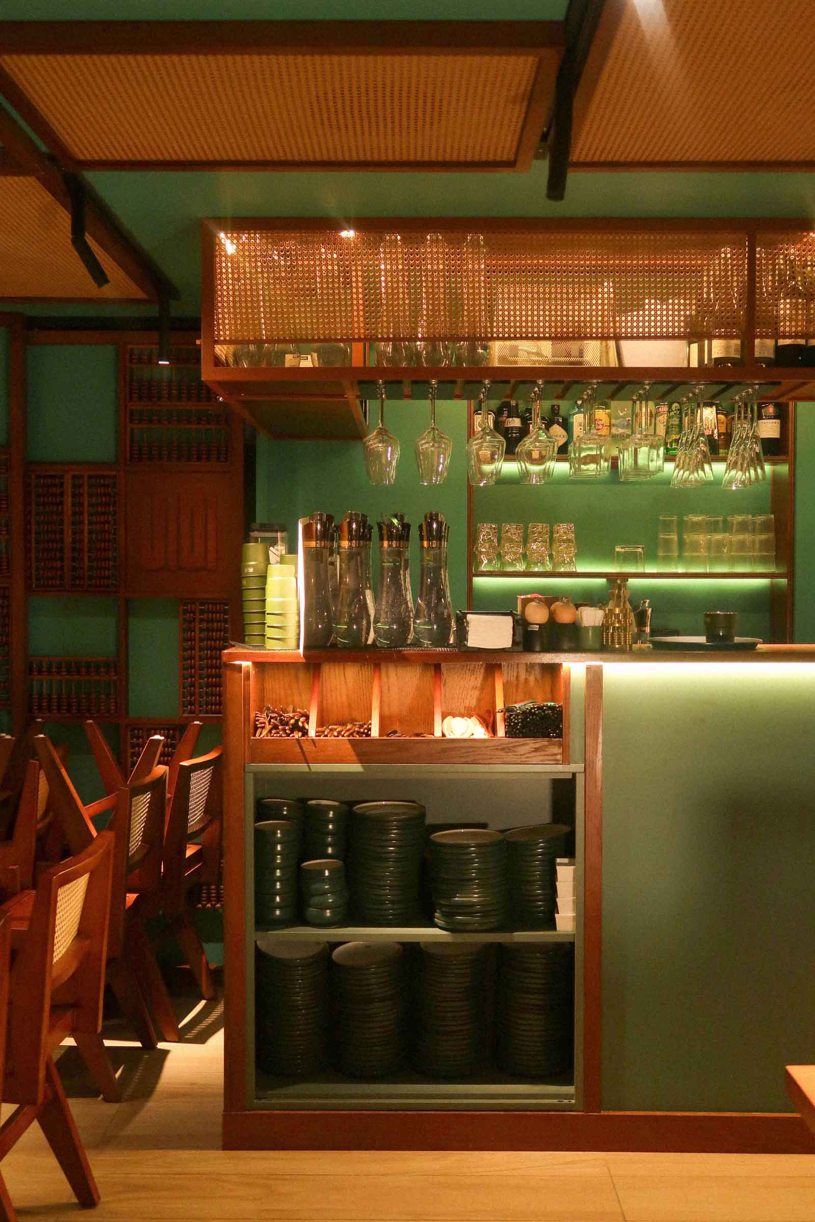 YiQi Opens First Restaurant in Chinatown London, Offering Pan-Asian ...